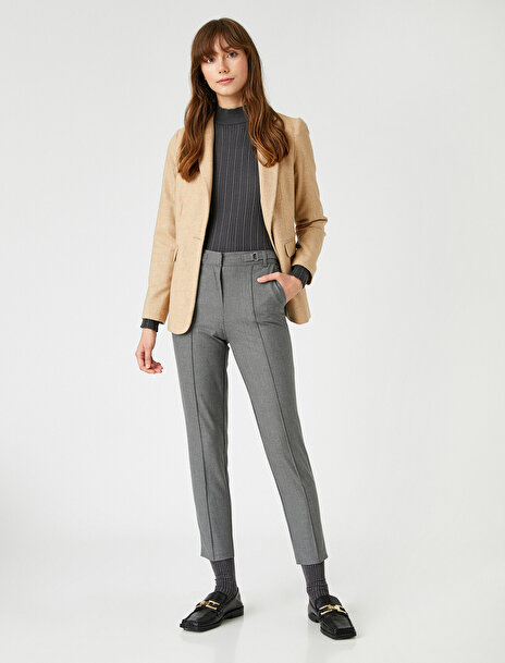 Koton Kadın Önden Şeritli Kumaş Pantolon Koton Kadın Önden Şeritli Kumaş Pantolon