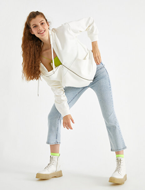 Koton Ole Genç Kız Crop Paçalı Normal Bel Kot Pantolon - Kick Flare Jean Koton Ole Genç Kız Crop Paçalı Normal Bel Kot Pantolon - Kick Flare Jean