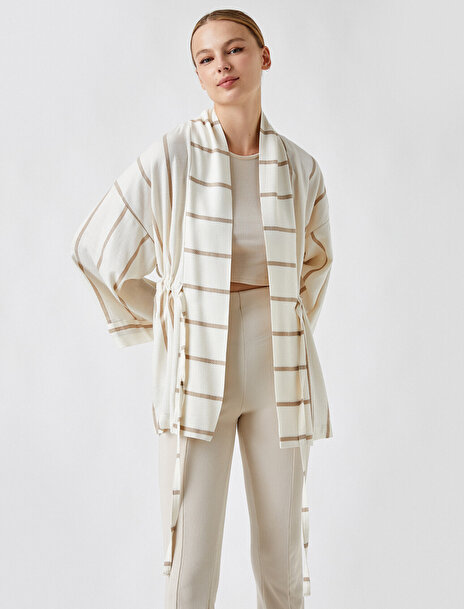 Koton Kadın Çizgili Kuşaklı Şal Yaka Uzun Kollu Kimono