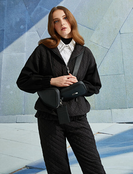 Koton Kadın Yakası Fermuarlı Kapitoneli Uzun Kollu Bluz