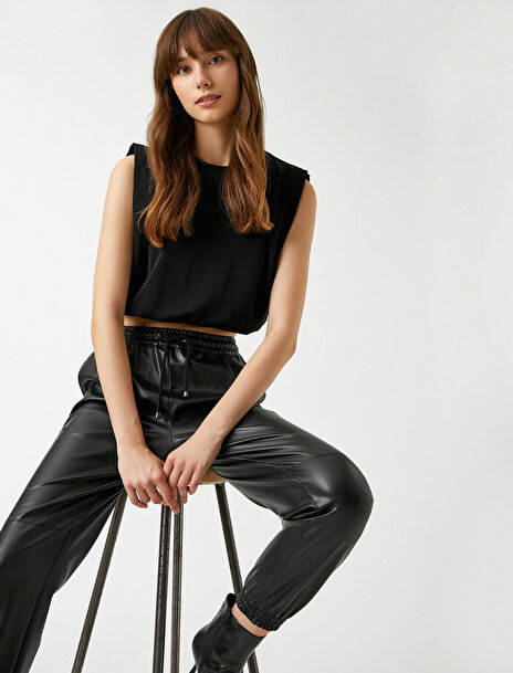 Koton Kadın Kolsuz Crop Bluz