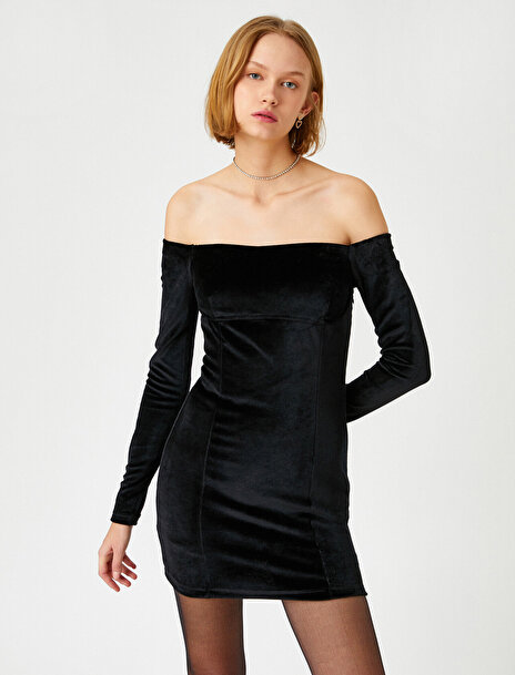 Koton Kadın Omzu Açık Kadife Mini Elbise