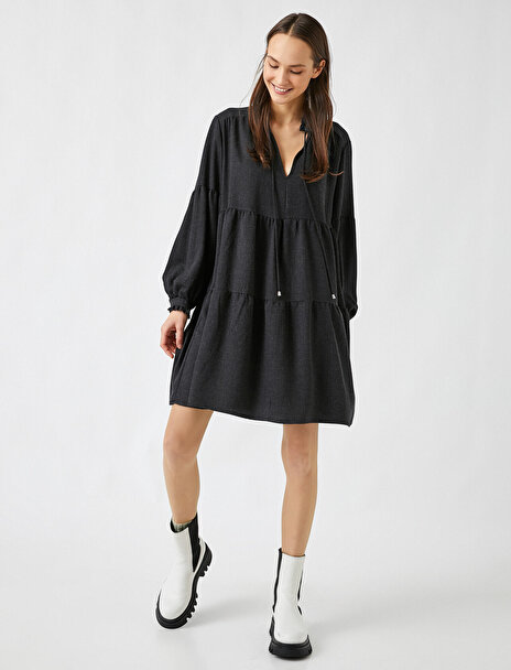 Koton Kadın V Yaka Volanlı Uzun Kollu Mini Elbise