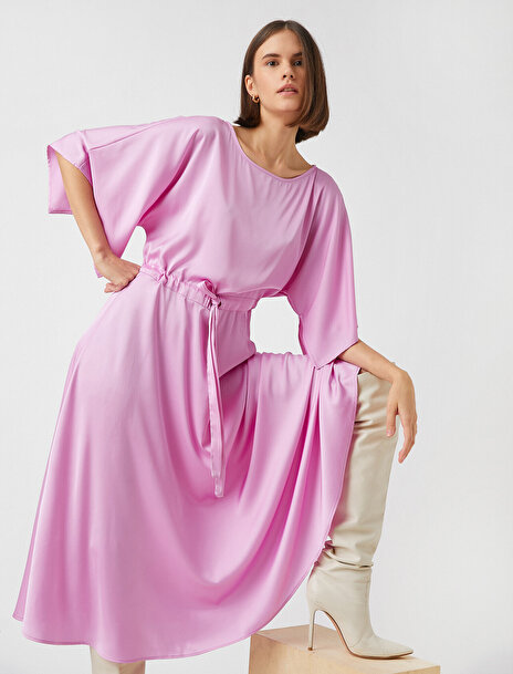 Koton Kadın Kemer Detaylı Midi Elbise Geniş Kollu