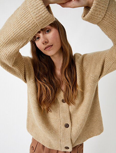 Koton Kadın Örme Crop Hırka Düğmeli Koton Kadın Örme Crop Hırka Düğmeli