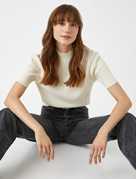 Koton Kadın Balıkçı Yaka Kısa Kollu Triko Kazak