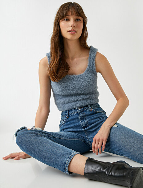 Koton Kadın Kare Yaka Kalın Askılı Triko Atlet