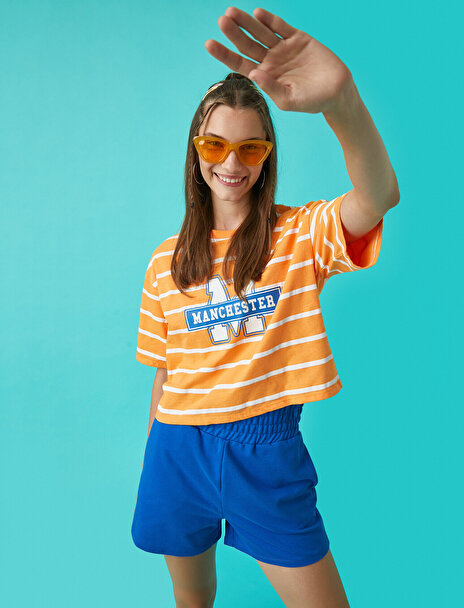 Koton Ole Genç Kız Çizgili Crop Tişört Baskılı Pamuklu