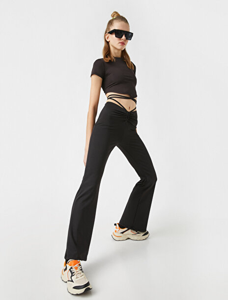 Koton Ole Genç Kız Yüksek Belli Bol Paçalı Pantolon