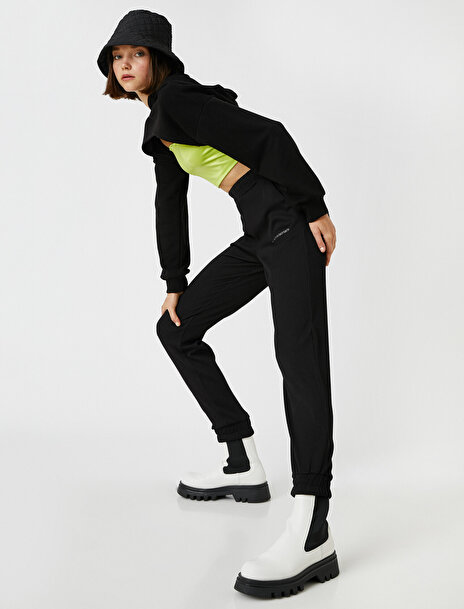 Koton Ole Genç Kız Beli Lastikli Fitilli Jogger Eşorfman Altı Koton Ole Genç Kız Beli Lastikli Fitilli Jogger Eşorfman Altı
