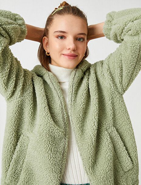 Koton Ole Genç Kız Peluş Kapüşonlu Fermuarlı Cepli Mont