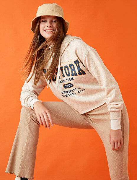 Koton Ole Genç Kız New York Baskılı Kapüşonlu Sweatshirt