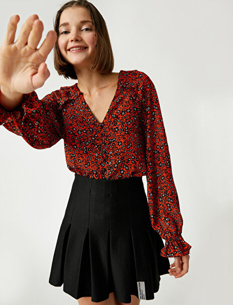 Koton Ole Genç Kız V Yaka Fırfırlı Çiçekli Bluz