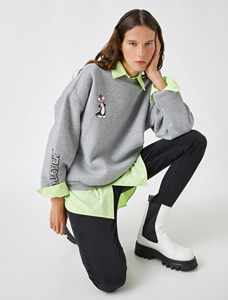 Koton Ole Genç Kız Warner Bros Lisanslı Baskılı Bisiklet Yaka Sweatshirt