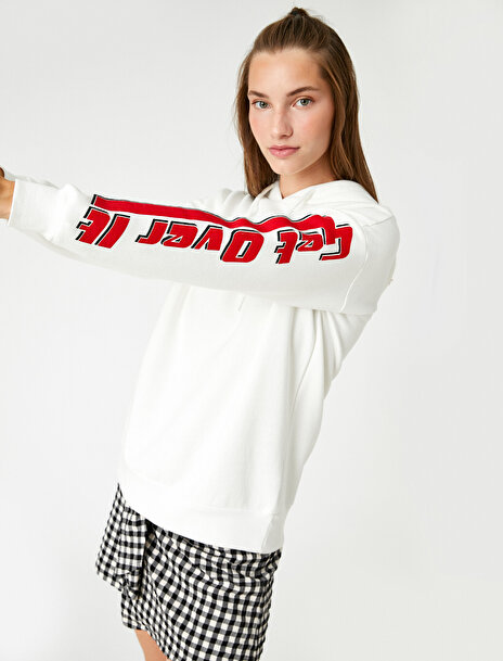 Koton Ole Genç Kız Kolları Baskılı Kapüşonlu Sweatshirt Koton Ole Genç Kız Kolları Baskılı Kapüşonlu Sweatshirt