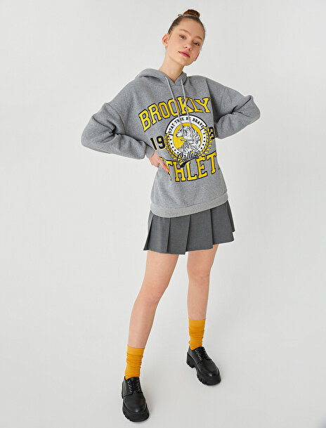 Koton Ole Genç Kız Dik Yaka Sırt Dekolteli Sweatshirt