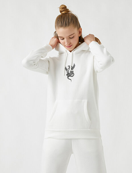 Koton Ole Genç Kız Crop Bisiklet Yaka New York Baskılı T-shirt Koton Ole Genç Kız Crop Bisiklet Yaka New York Baskılı T-shirt