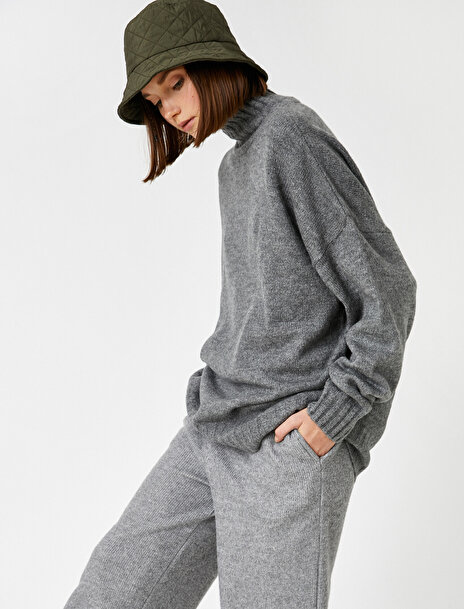 Koton Ole Genç Kız Boğazlı Uzun Kollu Triko Tunik Koton Ole Genç Kız Boğazlı Uzun Kollu Triko Tunik