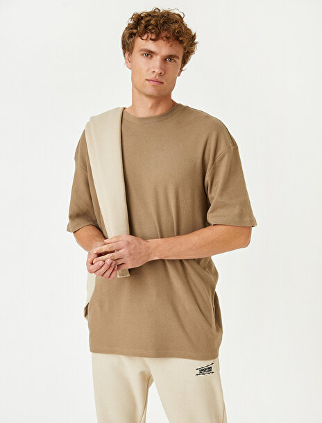 Koton Erkek Basic Oversize Tişört Pamuklu Koton Erkek Basic Oversize Tişört Pamuklu