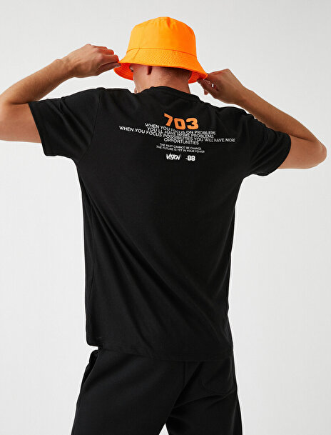 Koton Erkek Arkası Baskılı Tişört Pamuklu