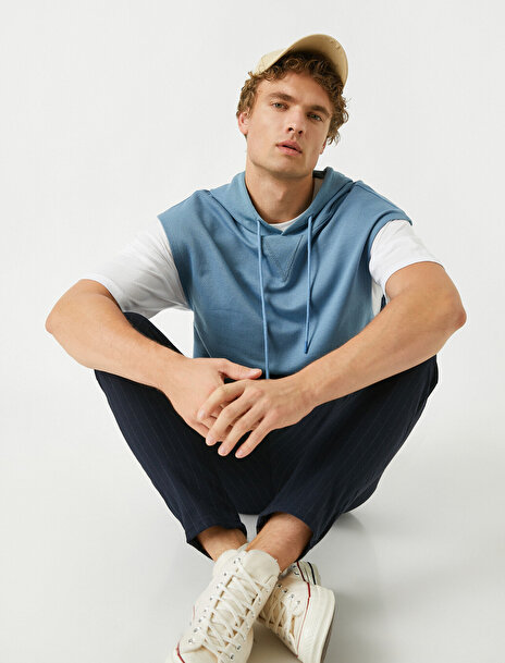 Koton Erkek Kolsuz Kapüşonlu Tişört Pamuklu