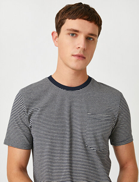 Koton Erkek Cepli Çizgili Basic Tişört