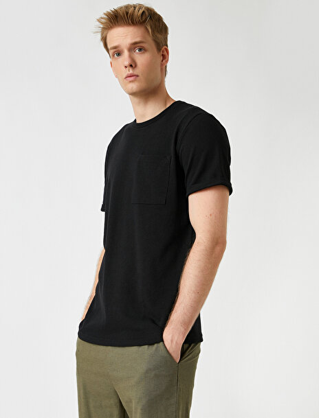 Koton Erkek Oversize Cepli Basic Tişört