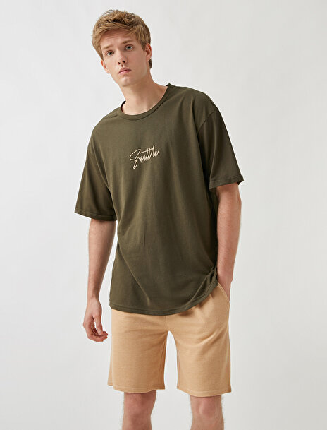 Koton Erkek Seattle Baskılı Oversize Tişört Koton Erkek Seattle Baskılı Oversize Tişört