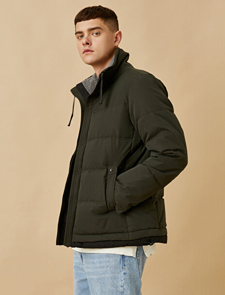 Koton Erkek Yakası Suni Kürklü Şişme Mont