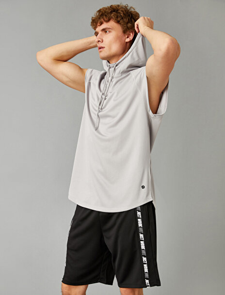 Koton Erkek Kapüşonlu Kolsuz Spor Tişört