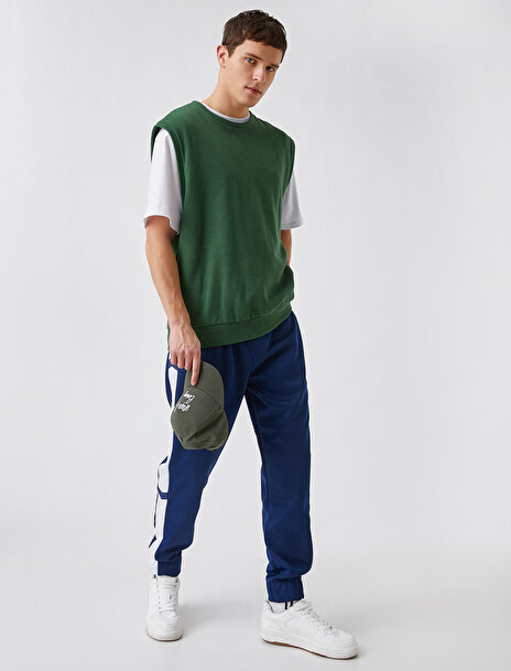 Koton Erkek Slim Fit Şeritli Jogger Eşofman Altı Koton Erkek Slim Fit Şeritli Jogger Eşofman Altı