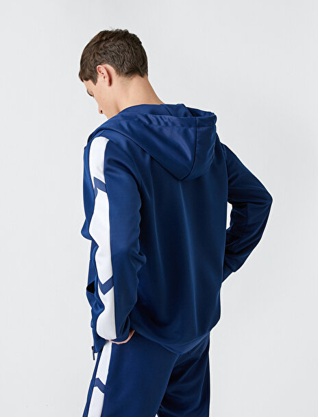 Koton Erkek Vintage Şeritli Kapüşonlu Sweatshirt Koton Erkek Vintage Şeritli Kapüşonlu Sweatshirt