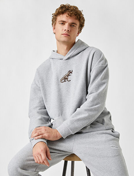 Koton Erkek Dinozor İşlemeli Kapşonlu Sweatshirt Koton Erkek Dinozor İşlemeli Kapşonlu Sweatshirt