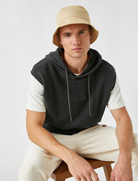 Koton Erkek Kapüşonlu Basic Kolsuz Sweatshirt