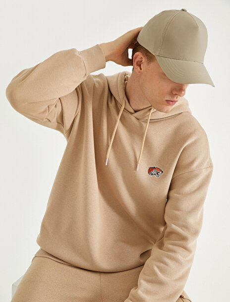 Koton Erkek Kaplan İşlemeli Sweatshirt Kapşonlu
