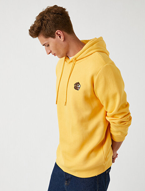 Koton Erkek Minimal İşlemeli Sweatshirt Kapşonlu Koton Erkek Minimal İşlemeli Sweatshirt Kapşonlu