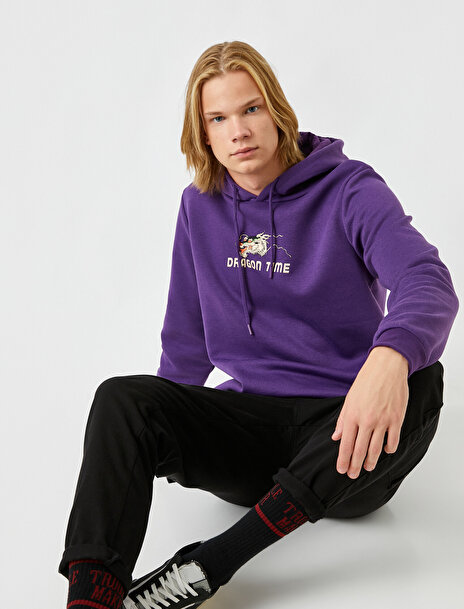 Koton Erkek Ejderha Baskılı Kapşonlu Sweatshirt Koton Erkek Ejderha Baskılı Kapşonlu Sweatshirt