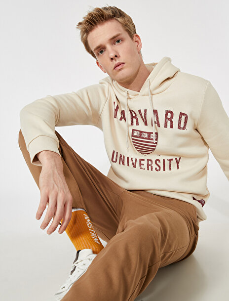Koton Erkek Harvard Kapşonlu Sweatshirt Lisanslı Baskılı Koton Erkek Harvard Kapşonlu Sweatshirt Lisanslı Baskılı