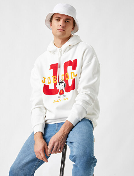 Koton Erkek Snoopy Oversize Kapşonlu Sweatshirt Lisanslı Baskılı Koton Erkek Snoopy Oversize Kapşonlu Sweatshirt Lisanslı Baskılı