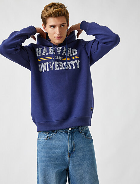 Koton Erkek Harvard Kapşonlu Sweatshirt Lisanslı Baskılı Koton Erkek Harvard Kapşonlu Sweatshirt Lisanslı Baskılı