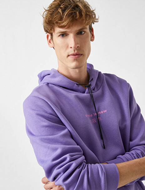 Koton Erkek Minimal Baskılı Kapüşonlu Sweatshirt Koton Erkek Minimal Baskılı Kapüşonlu Sweatshirt