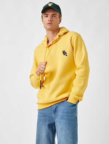 Koton Erkek Baykuş İşlemeli Kapüşonlu Sweatshirt Koton Erkek Baykuş İşlemeli Kapüşonlu Sweatshirt