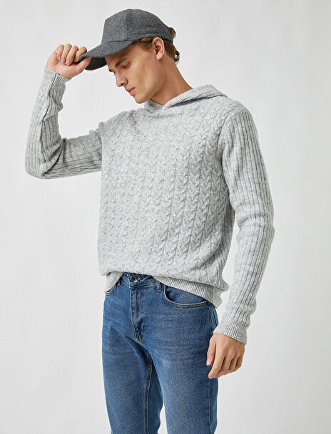 Koton Erkek Kapşonlu Oversize Triko Kazak