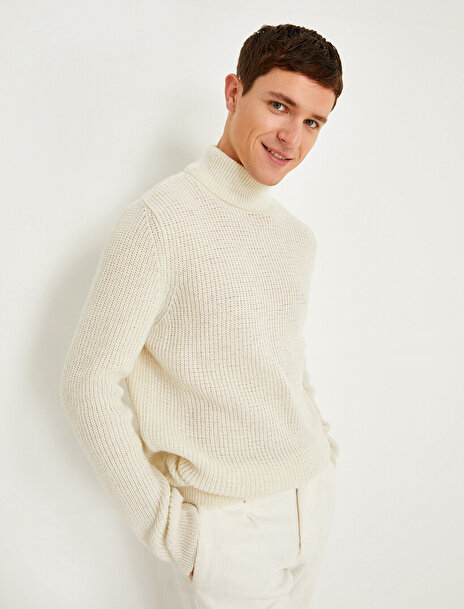 Koton Erkek Yünlü Boğazlı Kazak