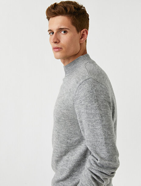 Koton Erkek Yarım Balıkçı Yaka Basic Kazak