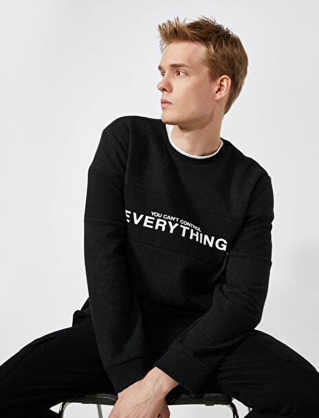Koton Erkek Sloganlı Sweatshirt Bisiklet Yaka