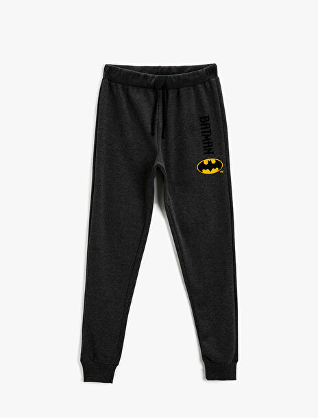 Koton Erkek Çocuk Batman Baskılı Jogger Eşofman Altı Beli Lastikli Koton Erkek Çocuk Batman Baskılı Jogger Eşofman Altı Beli Lastikli