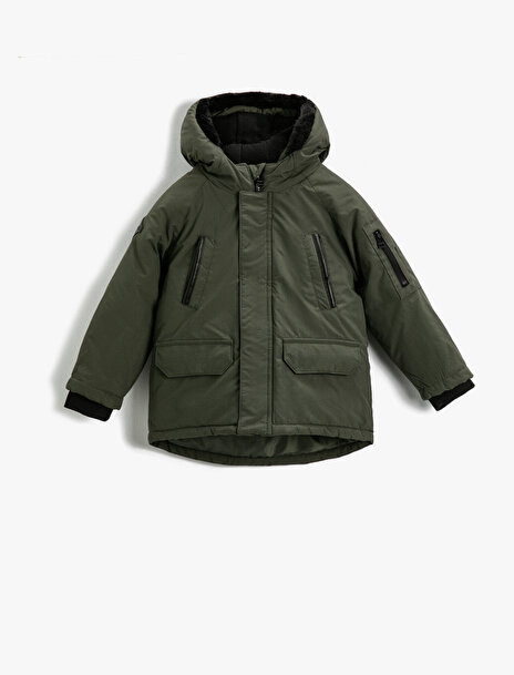 Koton Erkek Çocuk Kapüşonlu Şişme Kaban Fermuarlı Cepli