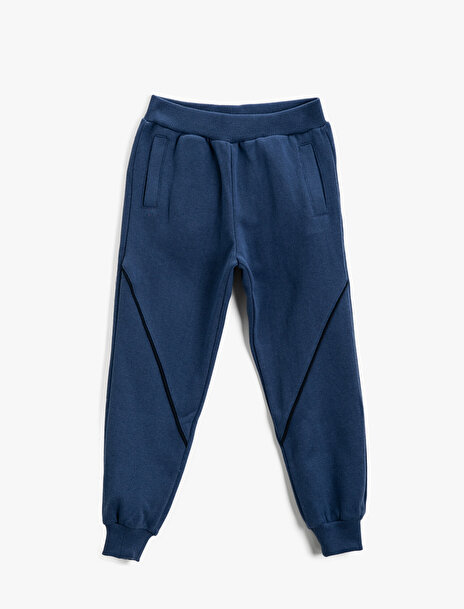 Koton Erkek Çocuk Beli Lastikli Jogger Eşofman Altı Cepli Pamuklu Koton Erkek Çocuk Beli Lastikli Jogger Eşofman Altı Cepli Pamuklu