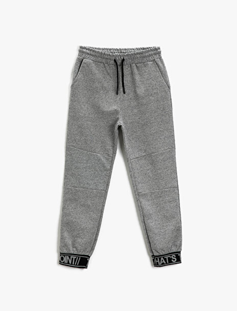 Koton Erkek Çocuk Jogger Beli Bağcıklı Cepli Eşorfman Altı Koton Erkek Çocuk Jogger Beli Bağcıklı Cepli Eşorfman Altı